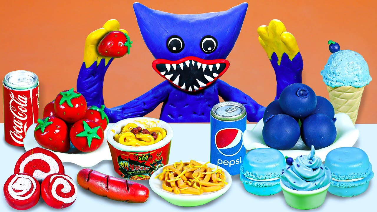 Poppy Playtime: Huggy Wuggy Eating Blue Food and Red Food Challenge ...