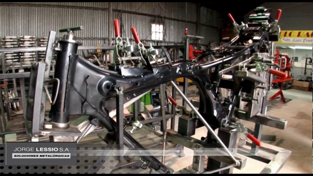 Construcción Del Chasis De La Motocicleta