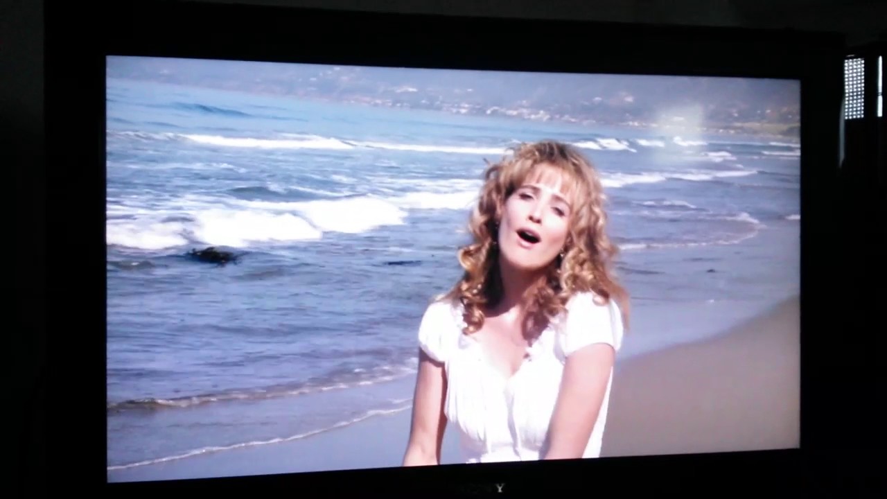 Sandcastle in the Sand - Robin Sparkles HIMYM ita - YouTube
