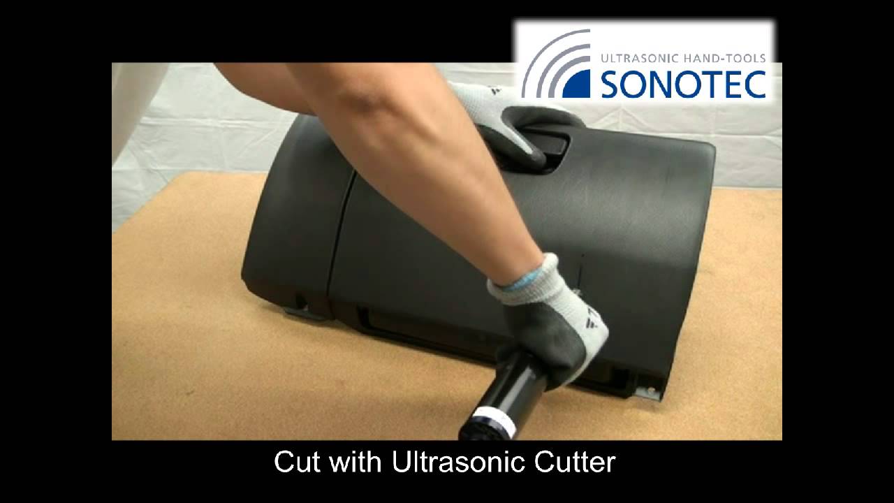 SONOTEC Globe box(Polypropylene) is cut with Ultra Sonic Cutter ...