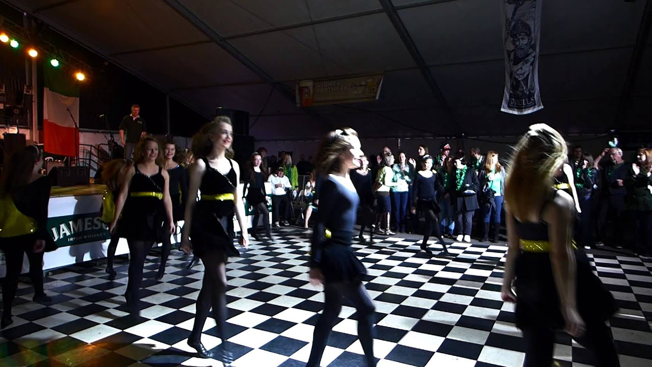 Irish Dancers, Kells Irish Pub, Portland, OR St. Patrick's 2013 - YouTube