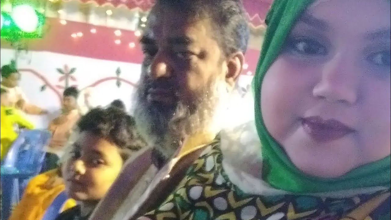 Baba maya galem amar Mayer friend er vai ar gaya holud a khub valo ...