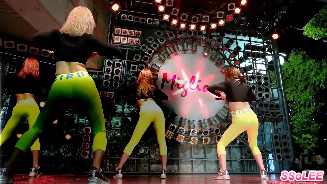 Six Bomb - 光暗對比的重要性 - YouTube