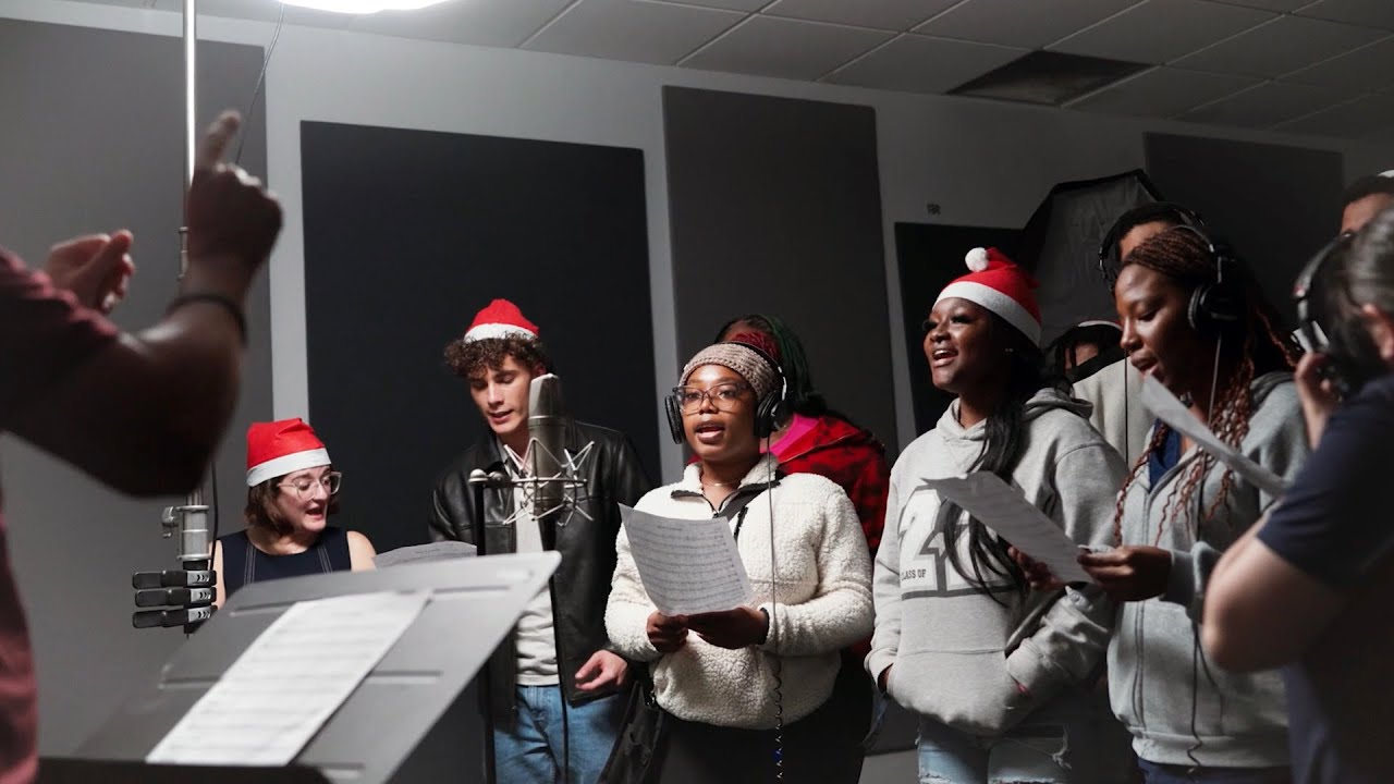 Santa Claus Is Coming to STU! Merry Christmas and Happy 2024! - YouTube