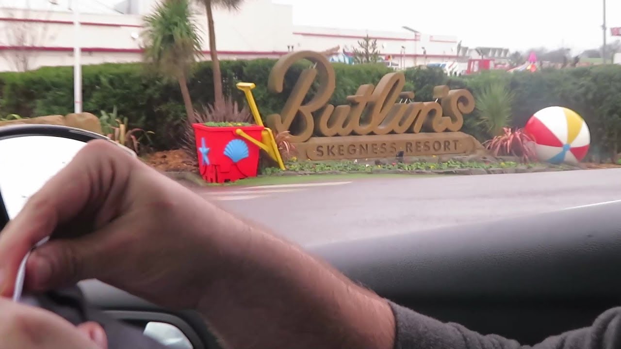 BUTLINS CHRISTMAS FANTASY WEEKEND 2019 - YouTube