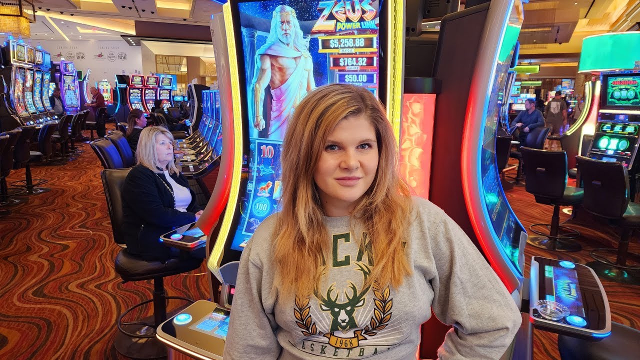 I Hit the Bonus on a Zeus Power Link Slot Machine in Las Vegas! ⚡ Then ...