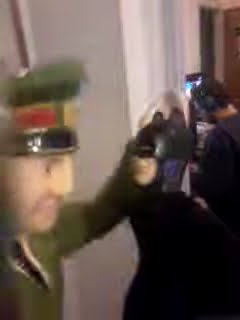 Batman vs Perón - YouTube