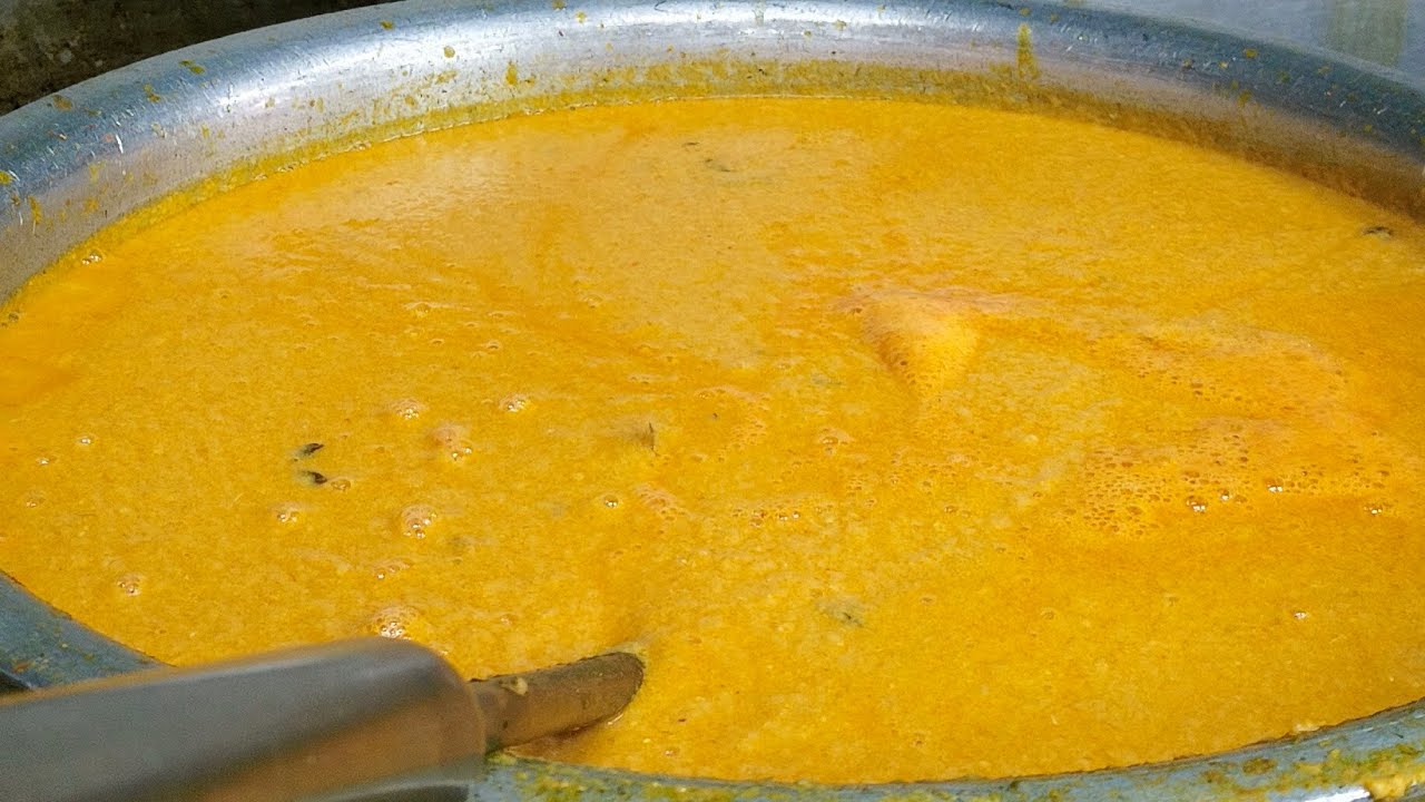 Yellow Gravy | | How To Make Yellow Gravy | chef basisht #Bhargain#cake ...