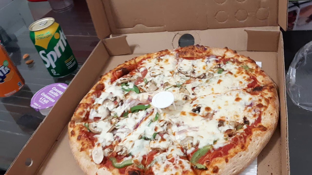 Pizza is Bae...😍😭 - YouTube