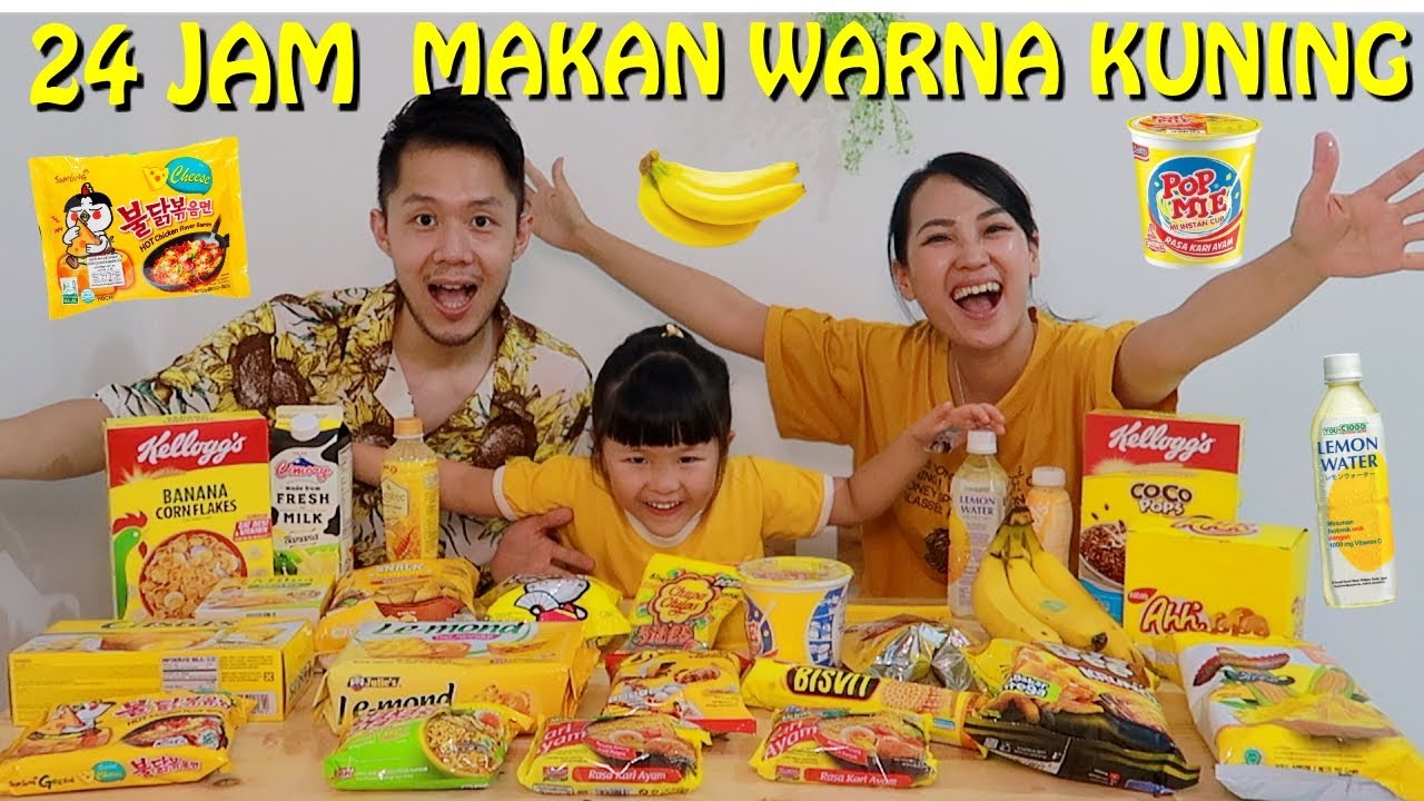 24 JAM Makan Makanan Warna Kuning !!! - YouTube