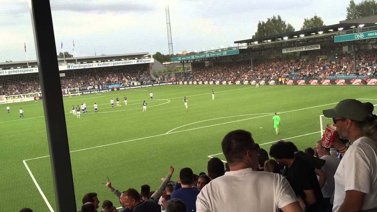 Torcida Split u norveskoj (Strømsgodset - Hajduk Split) - YouTube