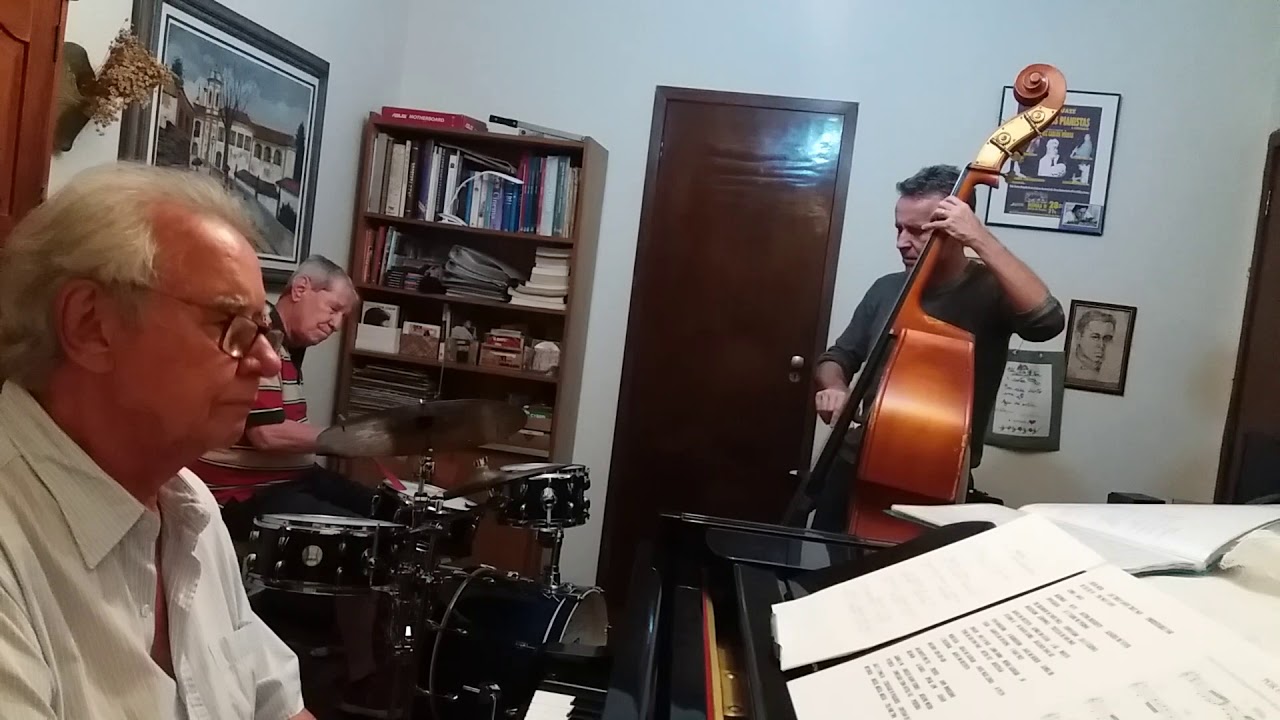 September in the Rain (Al Dubin-Harry Warren). - YouTube
