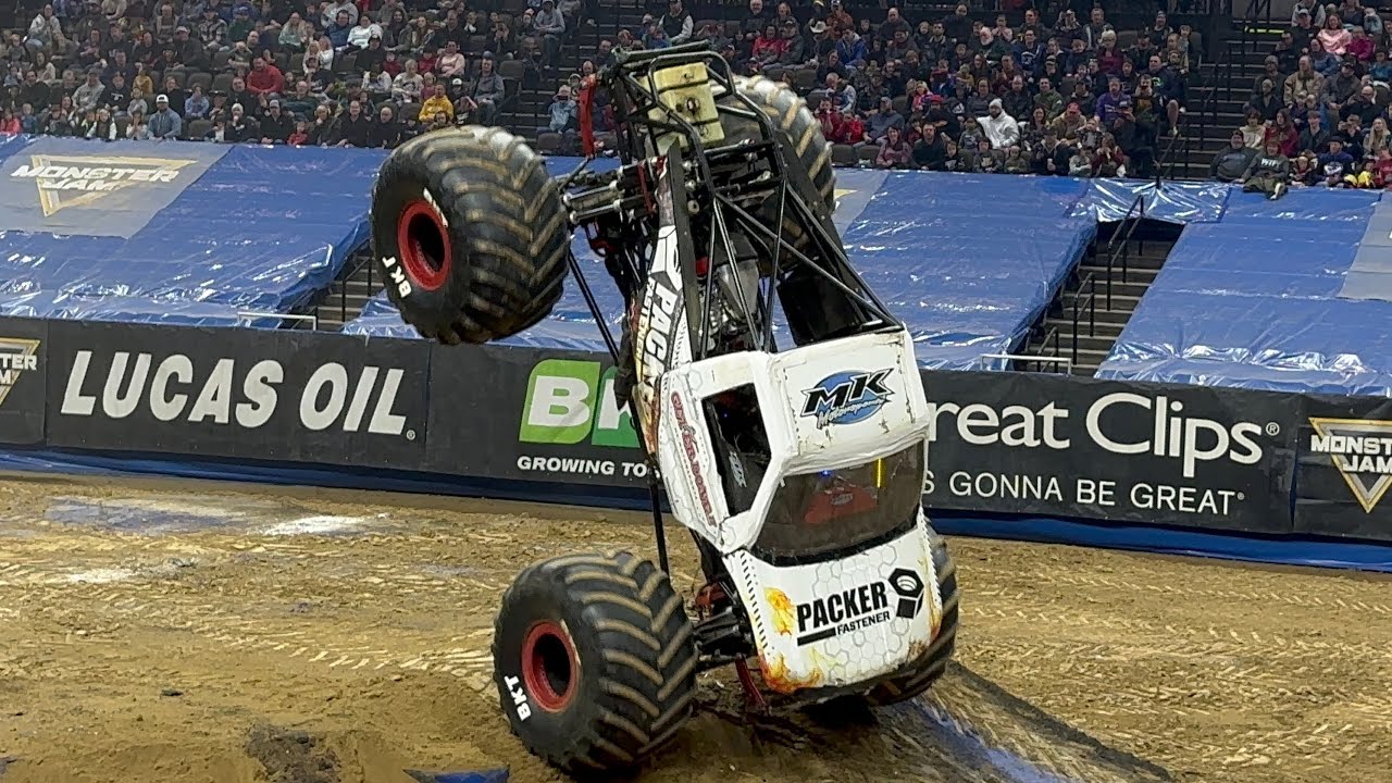 Monster Jam Omaha, NE Show 1 (CONDENSED SHOW) 11/25/23 (4k60fps) - YouTube