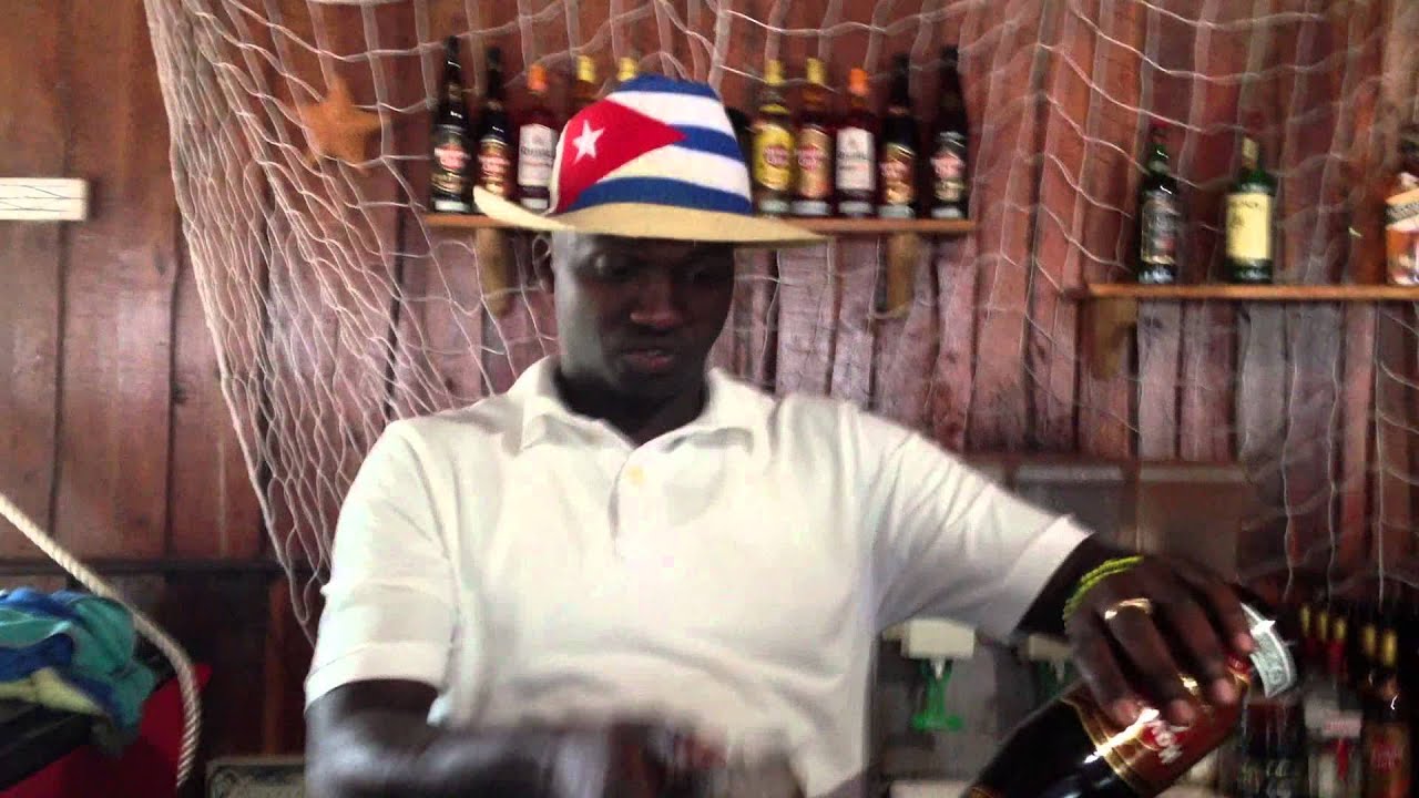 Negro... haceme un buen trago cubano! - YouTube