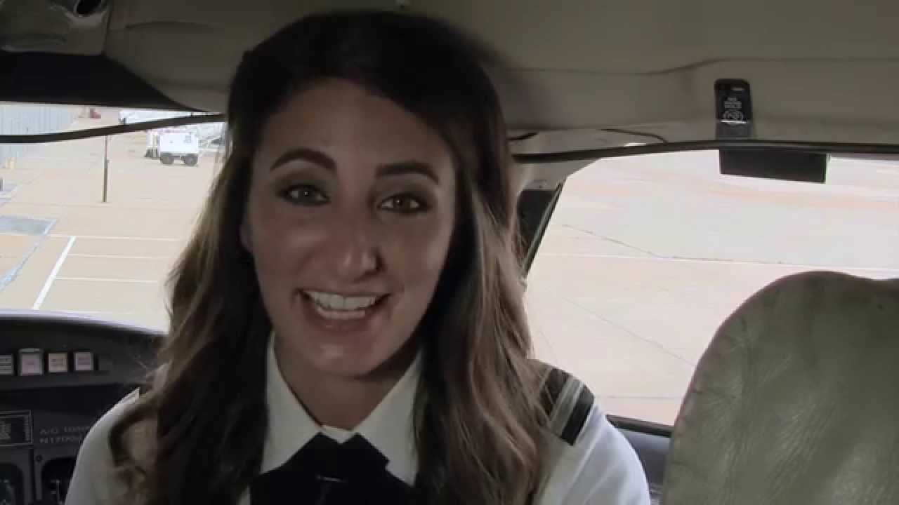 GoJet Airlines Pilot Recruiting: Follow your Passion - YouTube