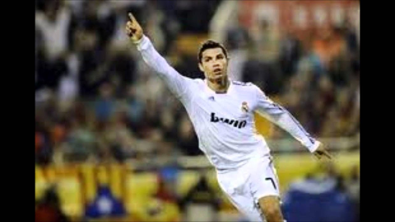 CR7 VS M10.wmv - YouTube