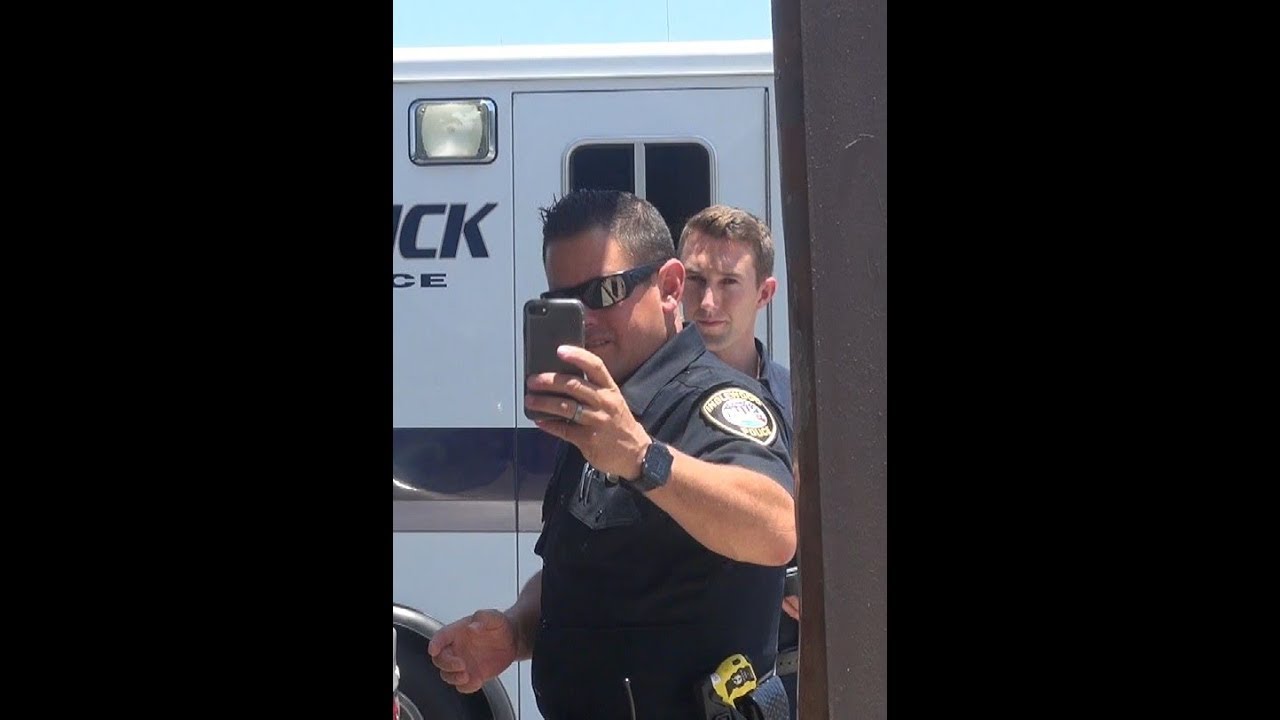 Inglewood PD copwatch - YouTube