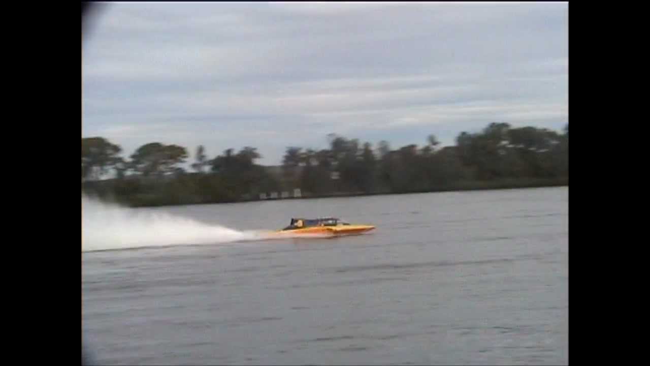 Grand Prix Hydroplane Racing World Titles 2005 Heat 2A, Taree - YouTube