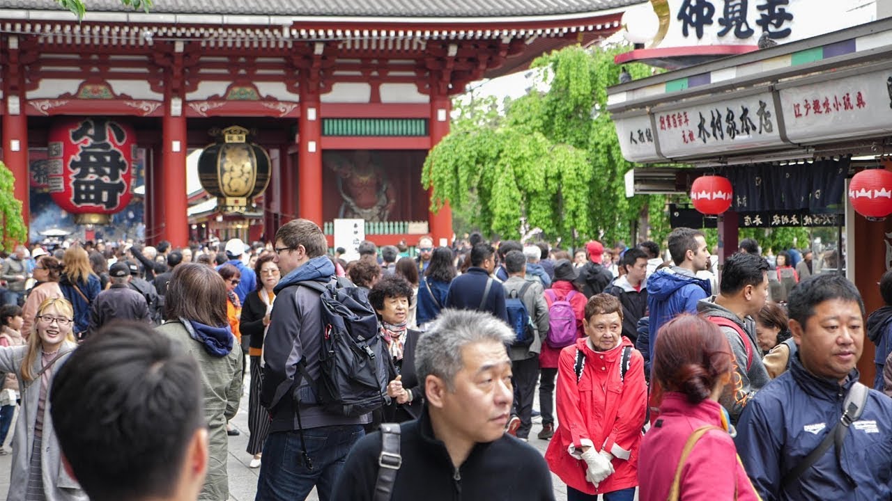 First day of Golden Week 2019 | Sensoji Temple Madness - YouTube