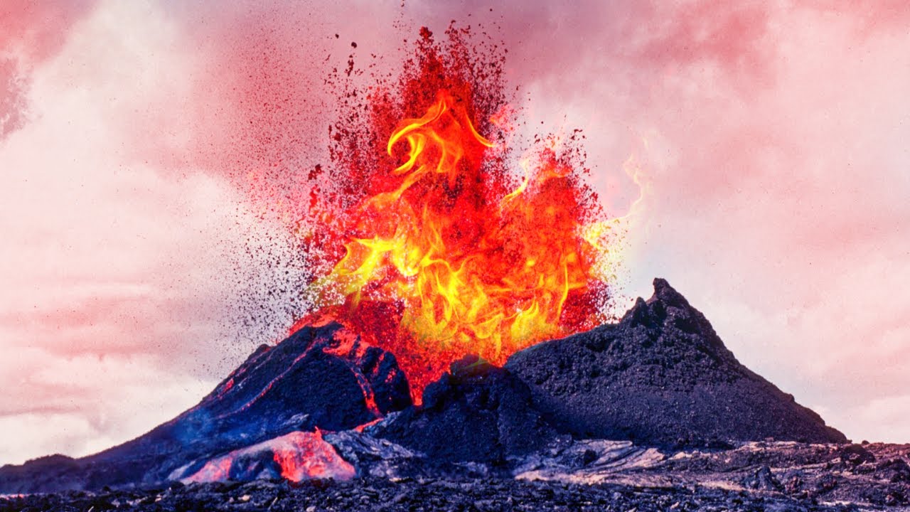 Volcano Eruption Turns HAWAI Sky Red, Real Footage! - YouTube