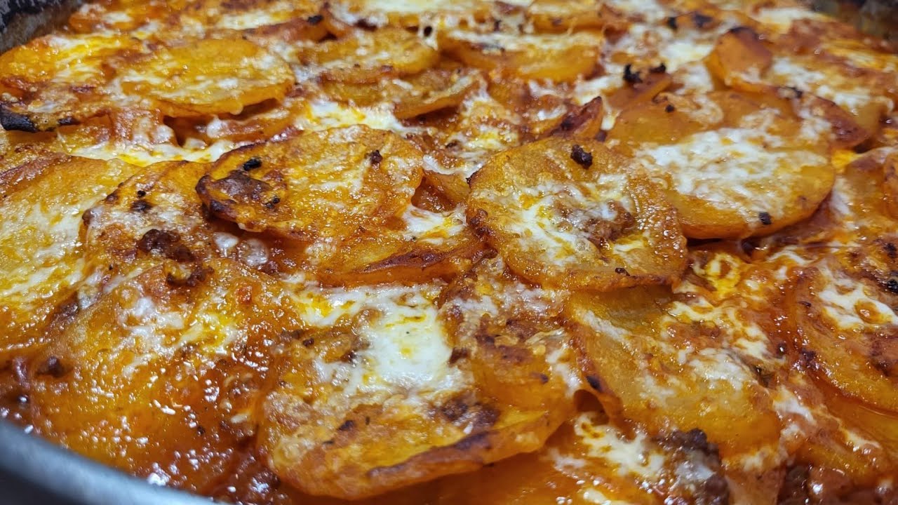 Patate me mish të bluar dhe me djathë pë pica👌 #potato #patates #patatá ...