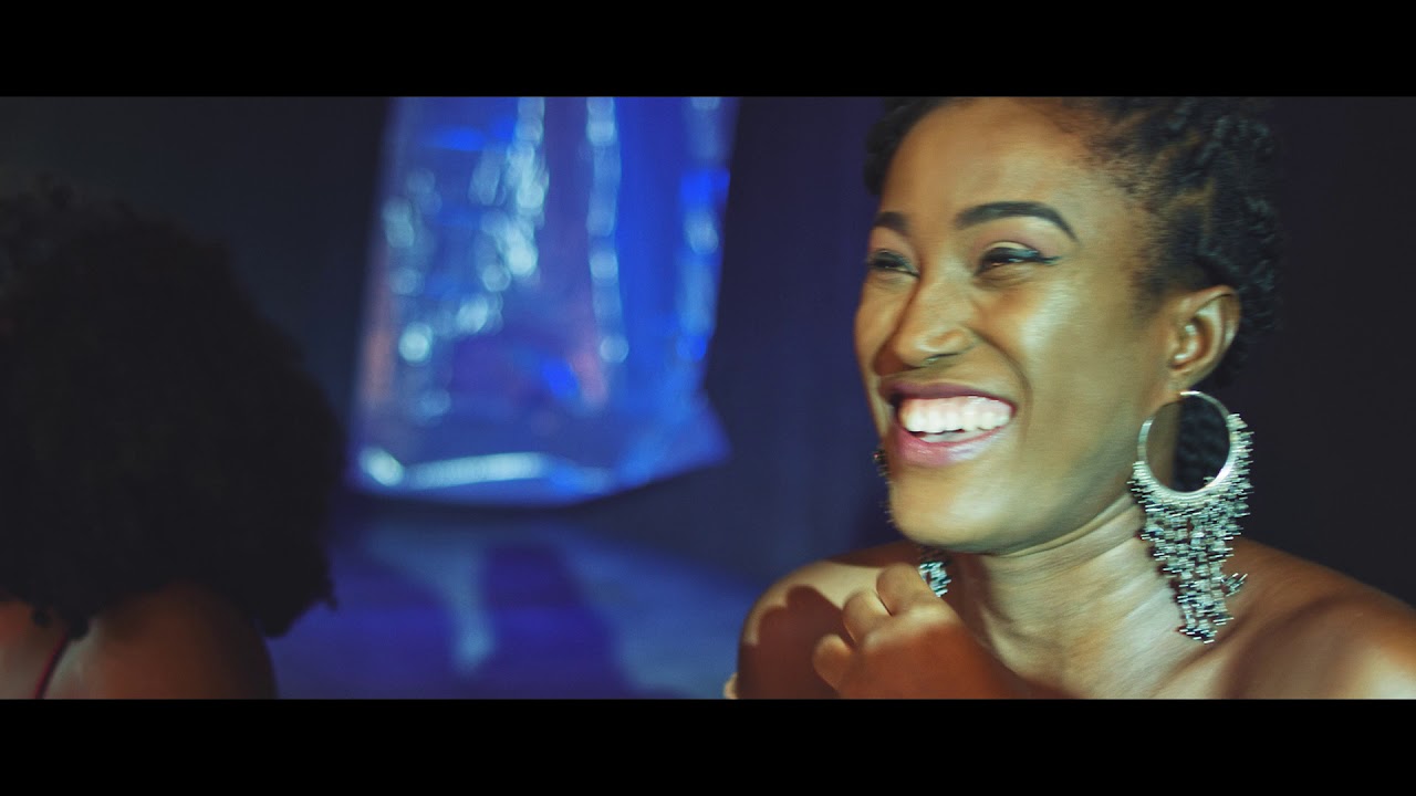 BAYKU ft TULENKEY - E DEY BEE - YouTube