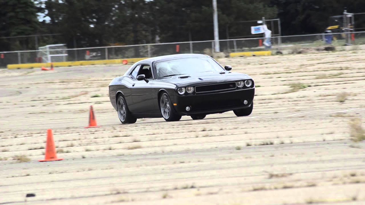 2012 Challenger R/T Autocross Sept 2012 Silverdome - YouTube