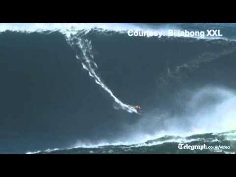 Surfer rides 78ft wave to Guinness World Record - YouTube