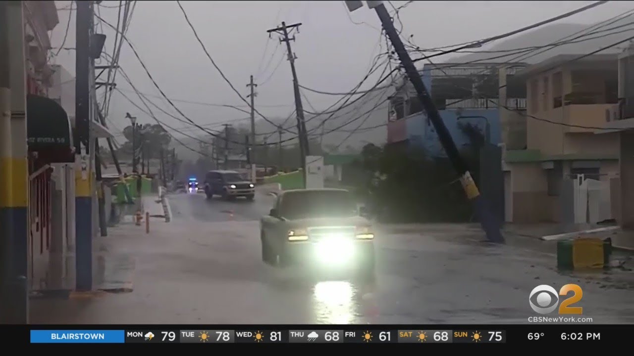 After dropping 30 inches of rain on Puerto Rico, Fiona heads to ...