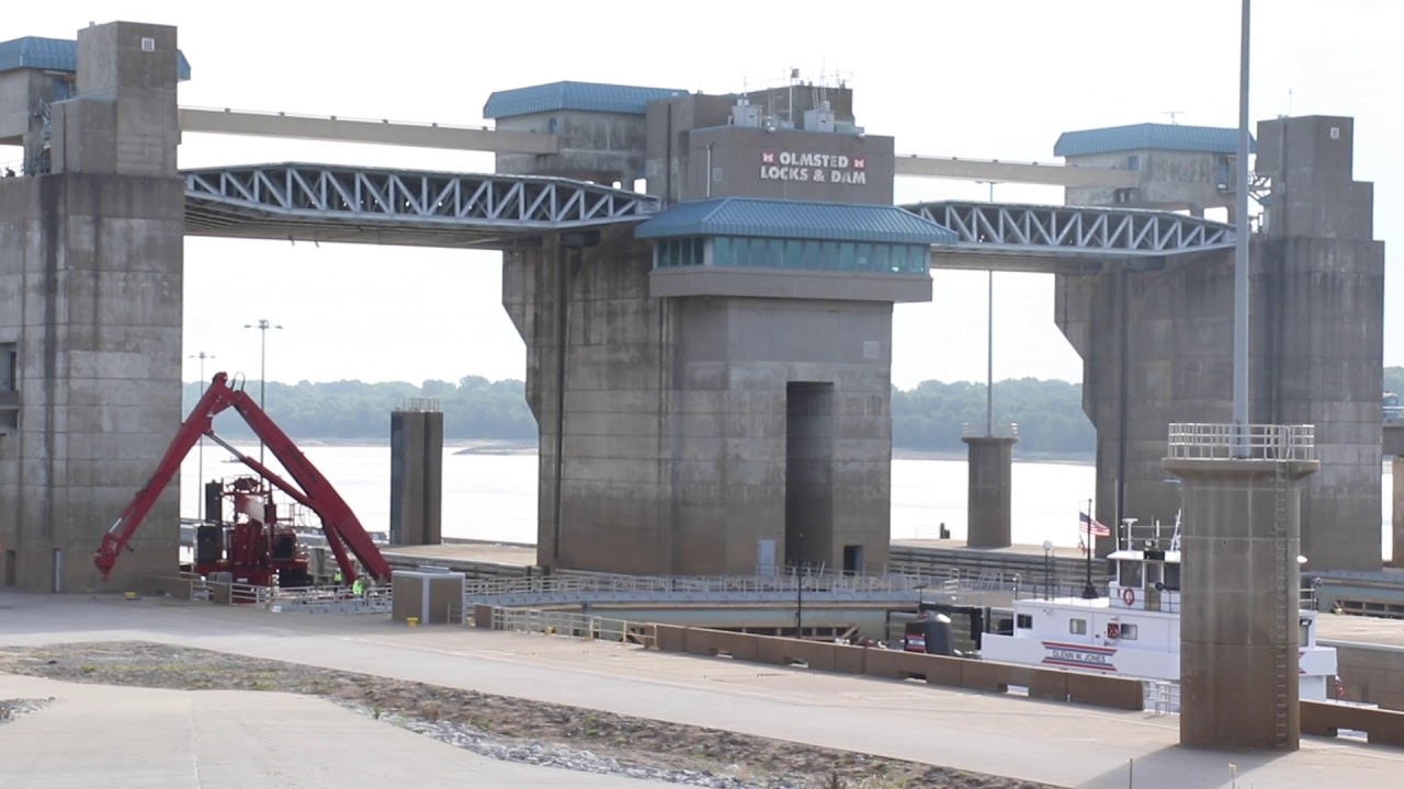Olmsted Lock and Dam Opening - YouTube