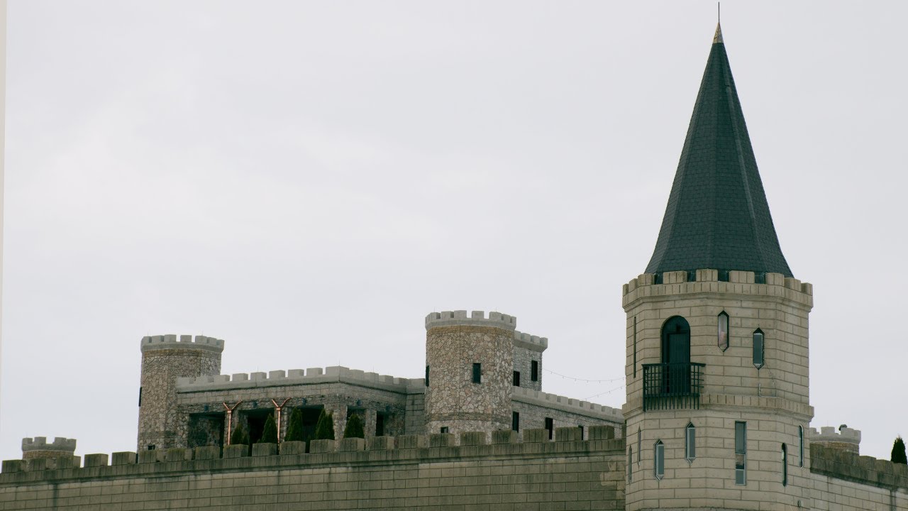 The Kentucky Castle - YouTube