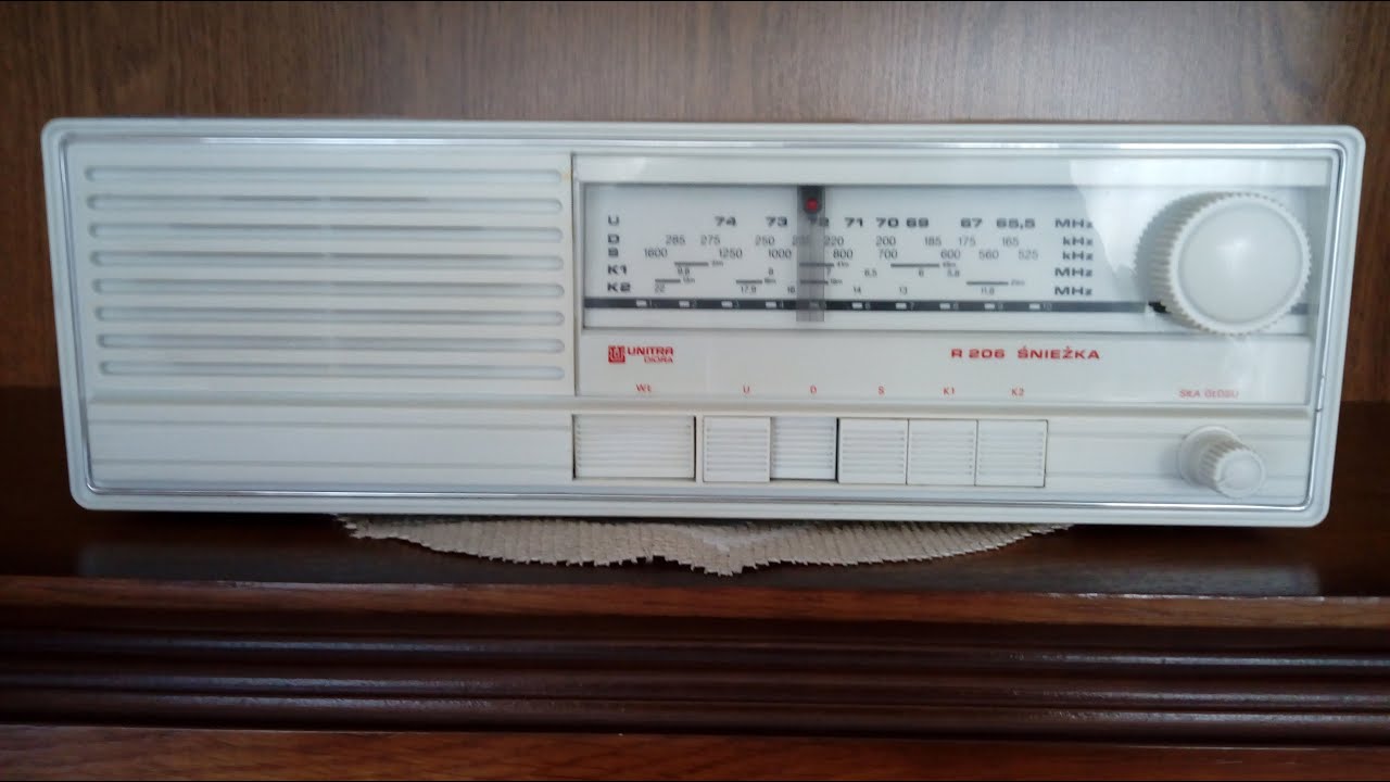 Radio Unitra Diora Śnieżka R 206 1983r - YouTube