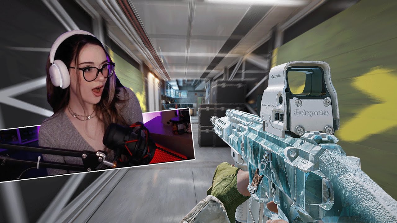 Gamer Girl impressed by my R6 movement - YouTube