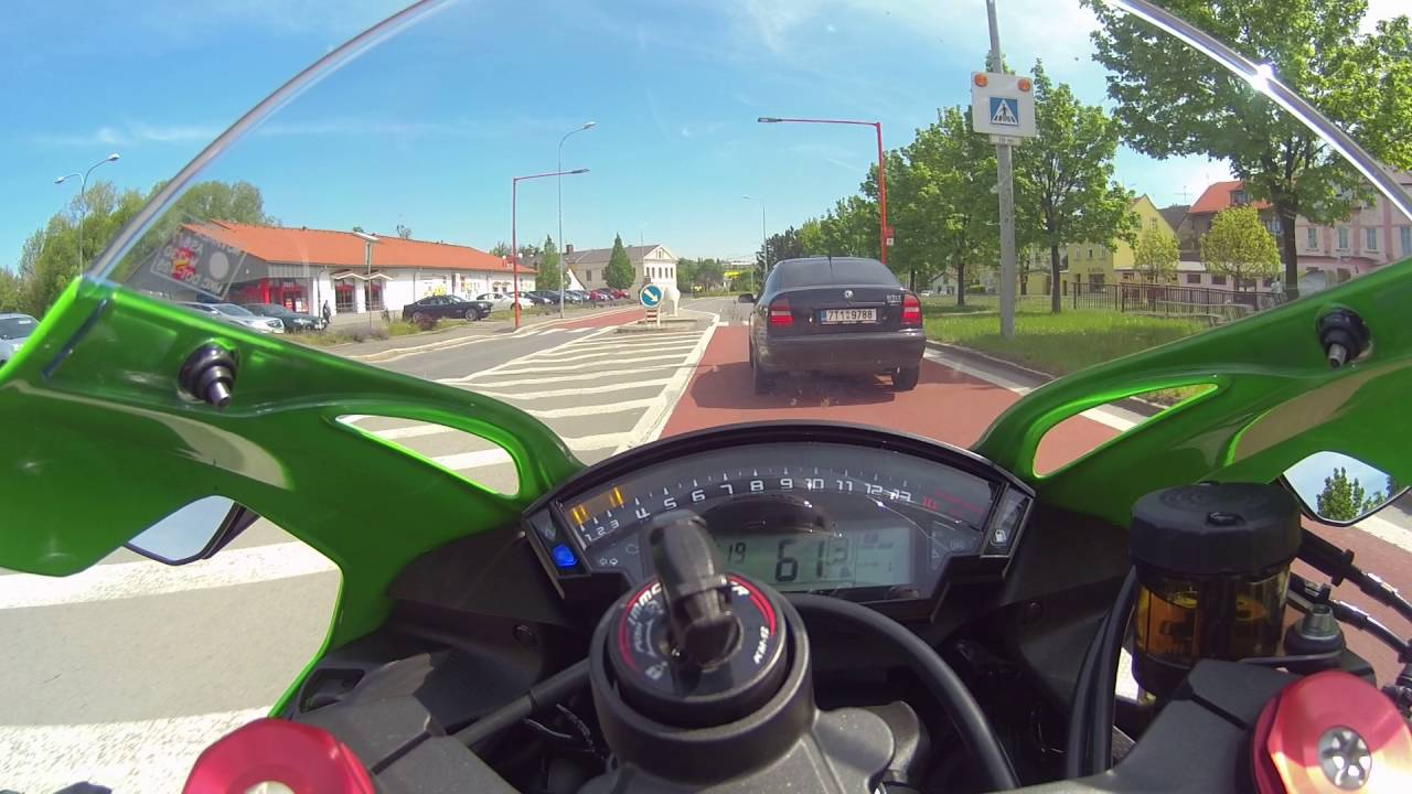 2016 Kawasaki ZX10R test - YouTube