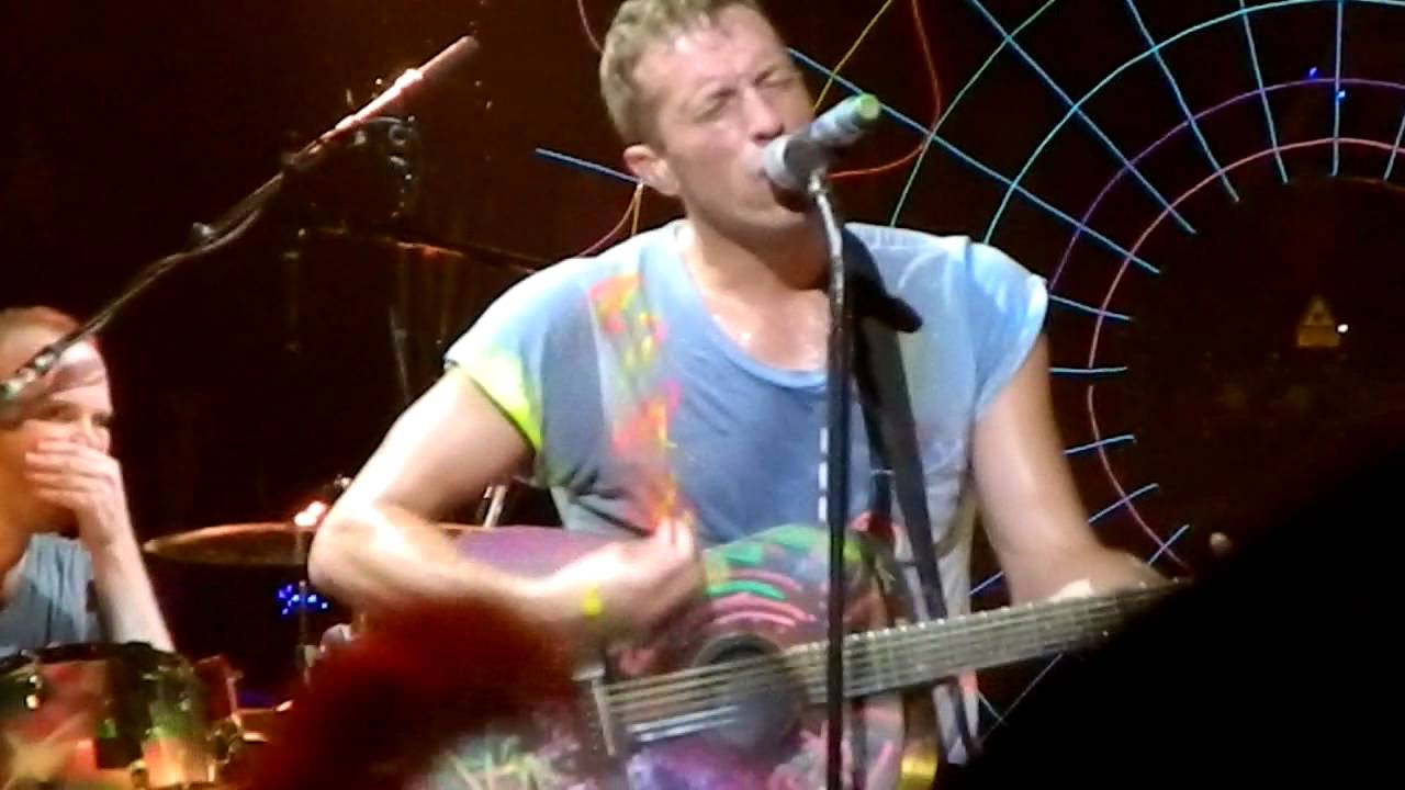 Coldplay- Charlie Brown 7/5/12 Philadelphia - YouTube