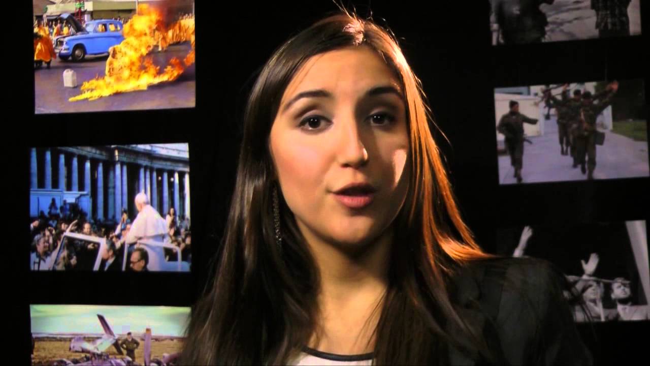 Una foto, una historia. "Flower Power", de Bernie Boston - YouTube