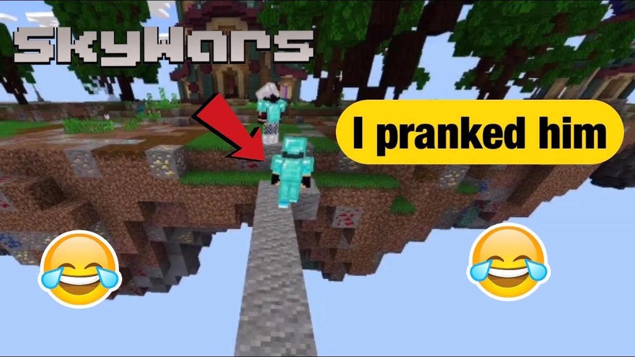 Playing SkyWars in Minecraft - YouTube