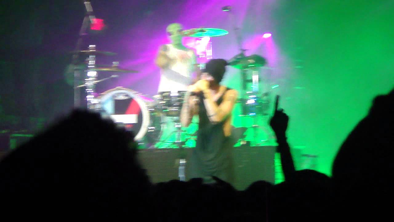 twenty one pilots- Fall Away (LC Pavilion 9/5/14) - YouTube
