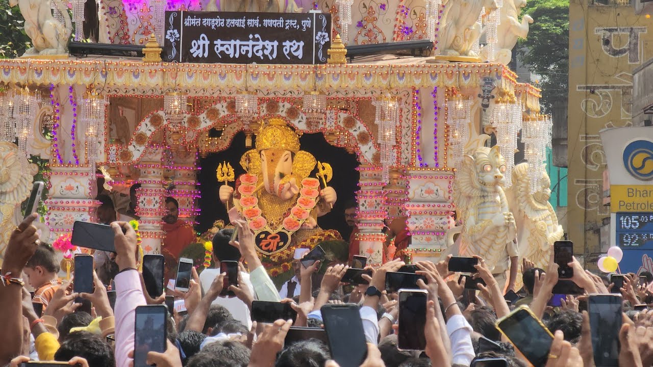 Pune Ganpati Mirvnuk 2022 | Dagdusheth Bappa | Bhau Rangari | Mandai ...