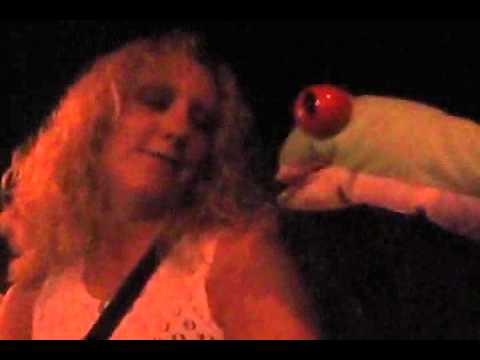 Red Mile Craze 2004 - Part 3 - Stanley Cup - Calgary - YouTube