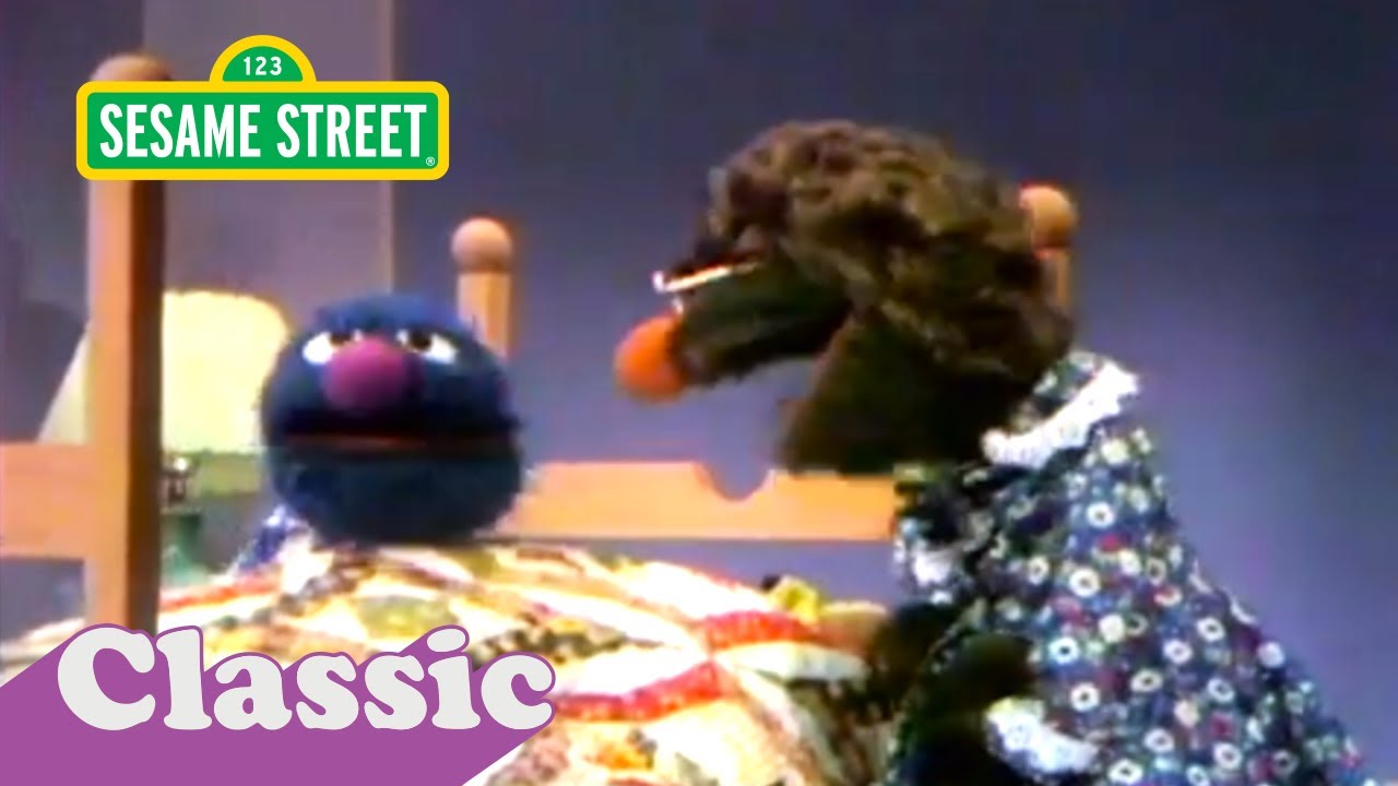 Grover's Fear of the Dark | Sesame Street Classic - YouTube