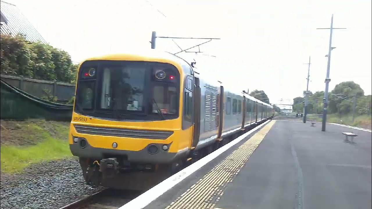 Te Huia Train "107" , Middlemore and Remuera , 6/12/2024 . - YouTube