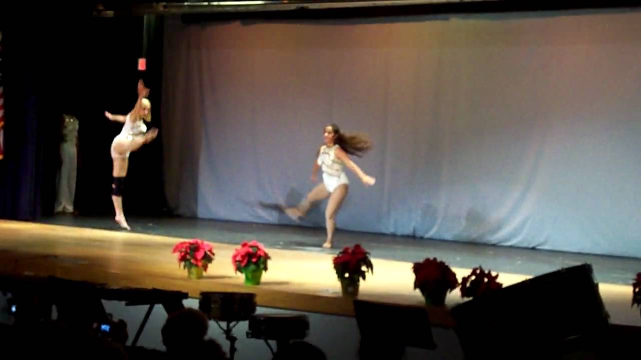 Alonso High School Dance Team Christmas Concert Dec. 10, 2009 - YouTube