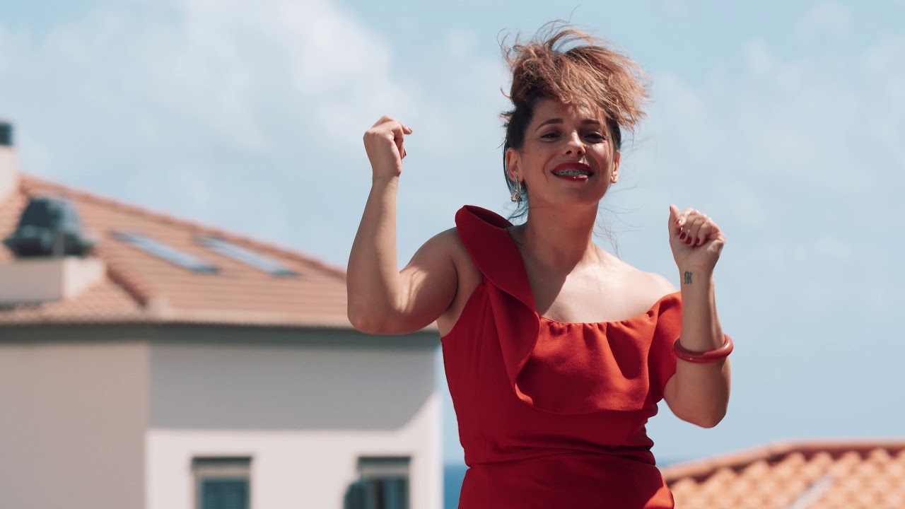 Marta Rodrigues visita C. C. John Dos Passos - "All about that bass ...