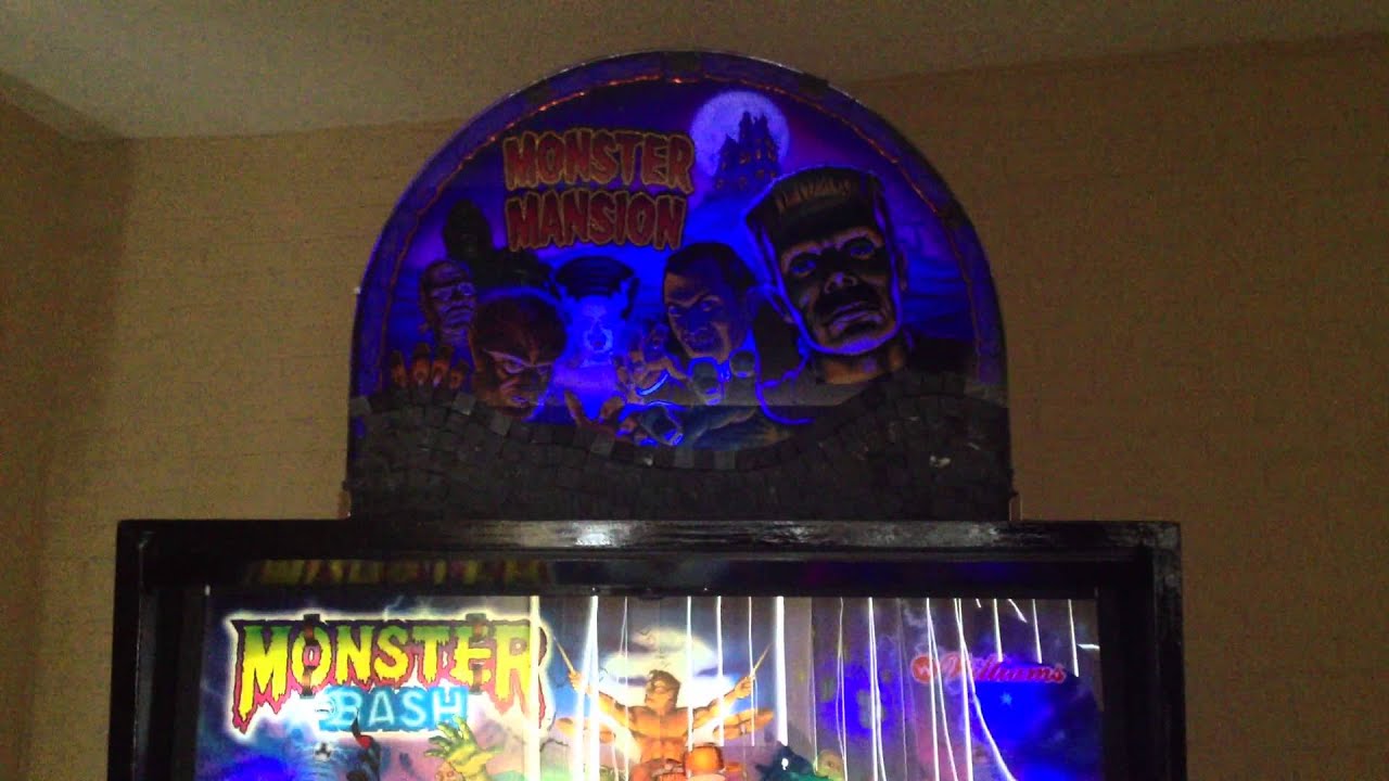 Monster Bash Pinball Machine Topper - YouTube