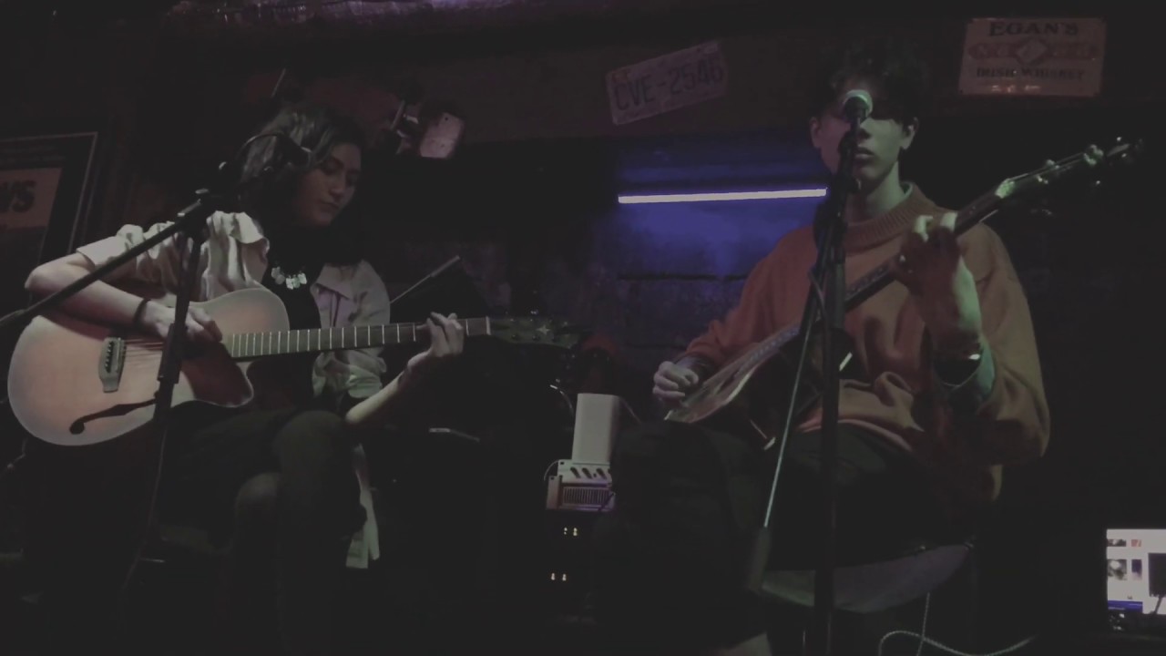 конъюнктура-один из них acoustic live in punk fiction - YouTube