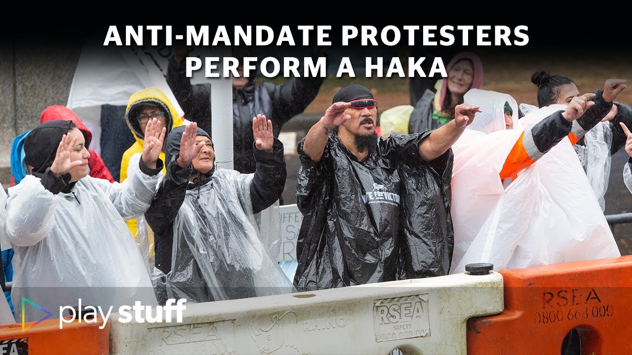 Wellington Protests: Anti-mandate protesters perform a haka outside ...