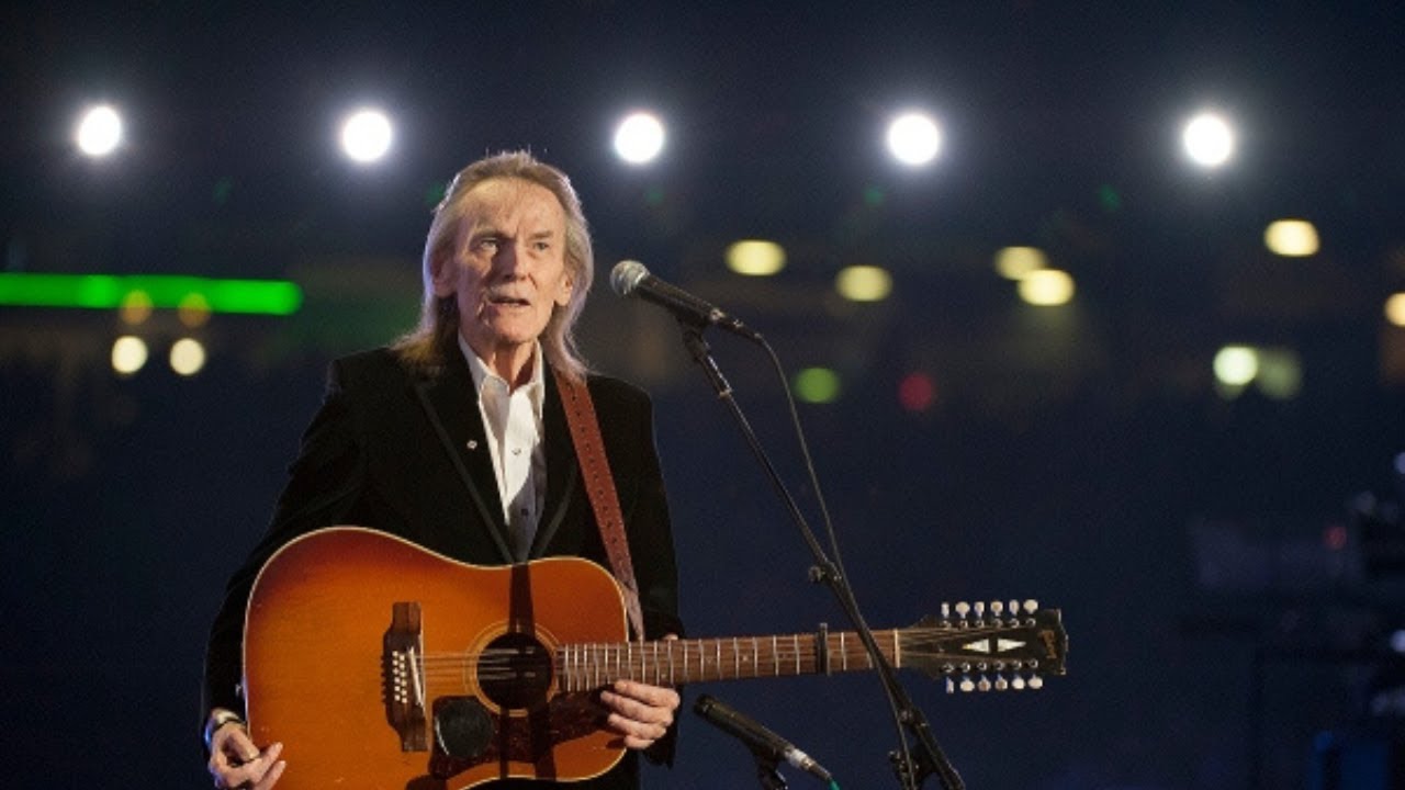 Gordon Lightfoot, Legendary Folk Singer Songwriter, Dead at 84 - YouTube