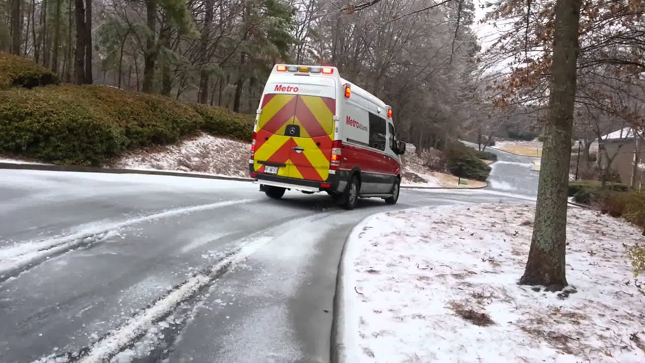 Rescuing Ambulance during snow storm. - YouTube