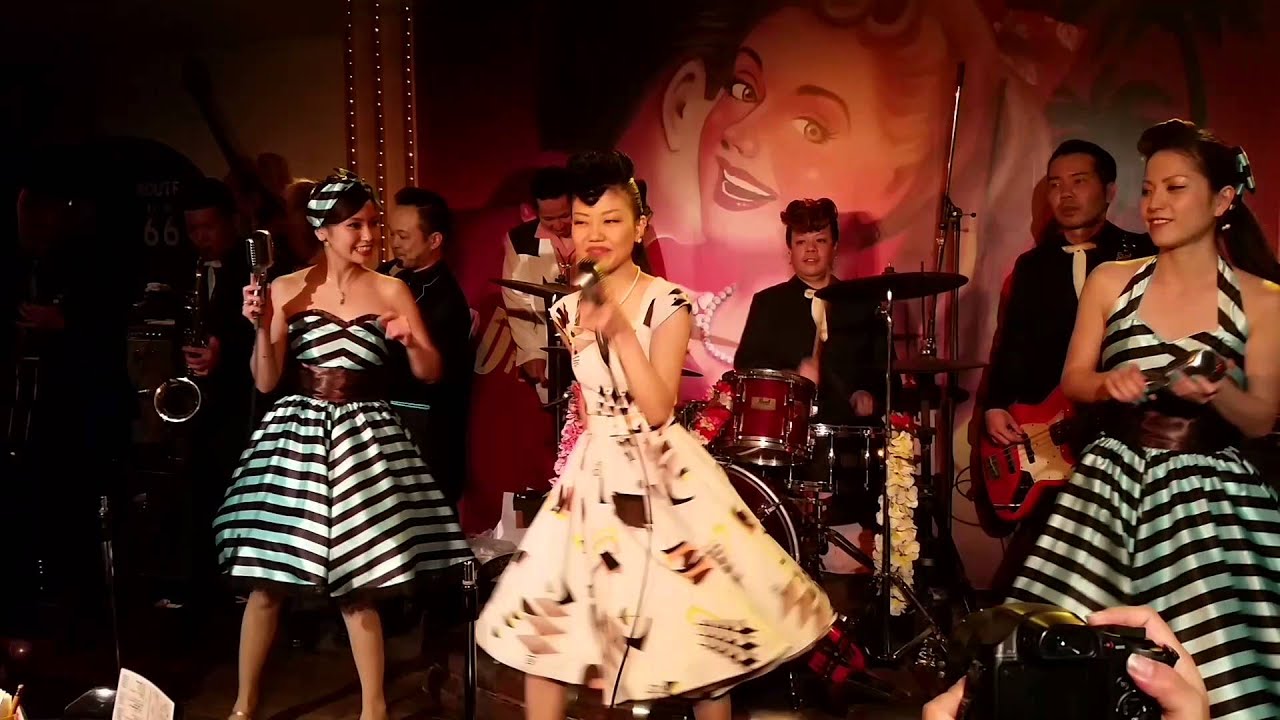 Gold Disc 2th Anniversary - YouTube